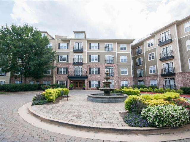 Orleans of Decatur 1 Bedroom Apartment for Rent at 2676 Milscott Dr, Decatur, GA 30033