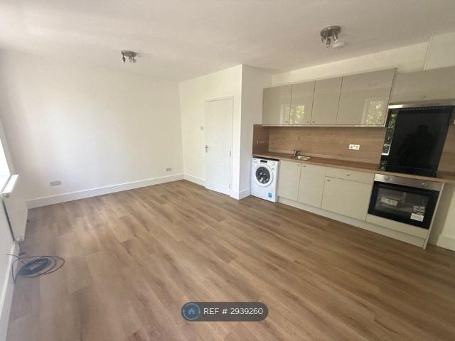 Orpington, Bromley BR6, 1 bed flat to rent, £1,510 pcm | PrimeLocation