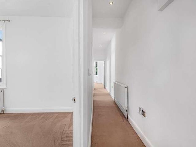 Orpington Road, Winchmore Hill, London, N21