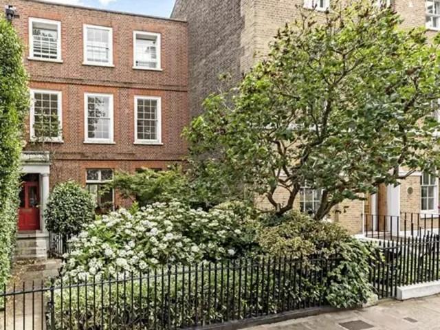 Orsa Saiwa, 5 The Green, London, TW9 1PX, United Kingdom | 6 bed house for rent #138147668 | Rentberry