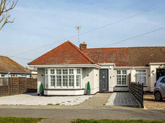 Orsett Avenue, Leigh on sea, 3 Bedroom Semi detached