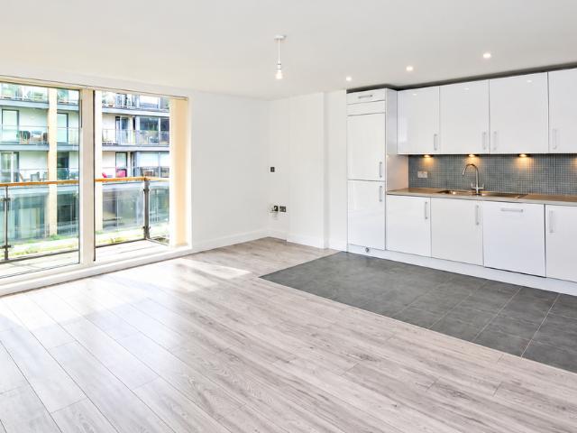 Orsman Road, London N1, 3 bed flat to rent, £4,000 pcm | PrimeLocation