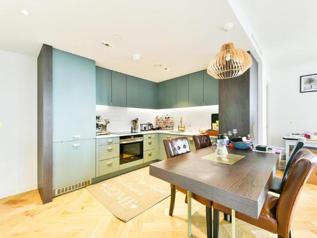Orwell Building, West Hampstead. 2 bed apartment to rent £3,497 pcm £807 pw