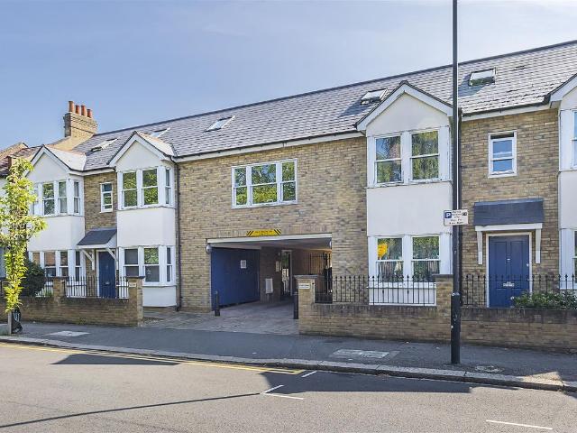 Orwell House, Beresford Road, Walthamstow, London E17, 2 bed flat to rent, £1,800 pcm | PrimeLocation