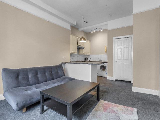 Orwell Place, Haymarket, Edinburgh EH11, 2 bed flat to rent, £1,395 pcm | PrimeLocation