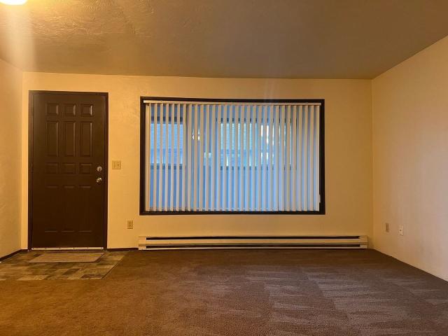 OWN857 1 Bedroom Apartment for Rent at 2061 S 2nd St, Lebanon, OR 97355