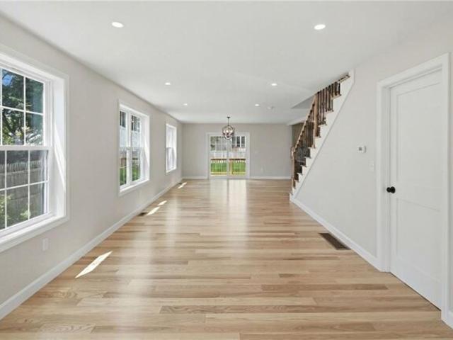 Owen Ave, Pawtucket, Home For Sale