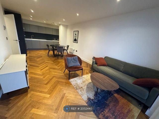 Owen St, Manchester M15, 2 bed flat to rent, £1,850 pcm | PrimeLocation