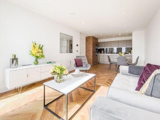 Owen Street, Manchester M15, 2 bed flat to rent, £2,050 pcm | PrimeLocation