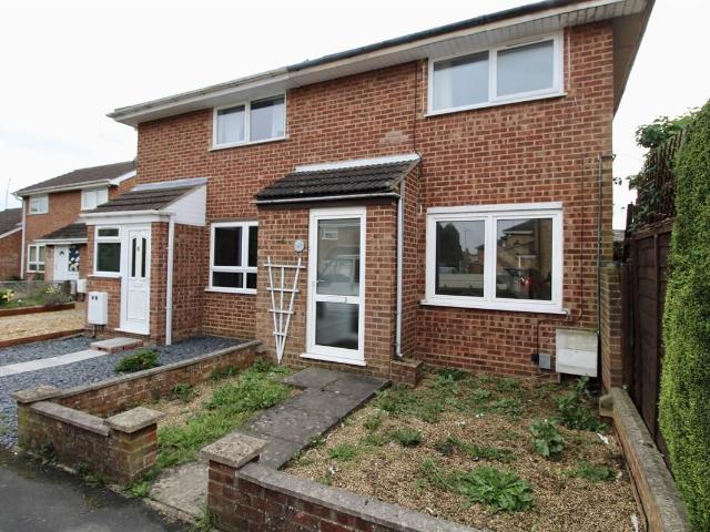 Owl End Walk, Yaxley, Peterborough PE7, 2 bed end terrace house to rent, £950 pcm | PrimeLocation