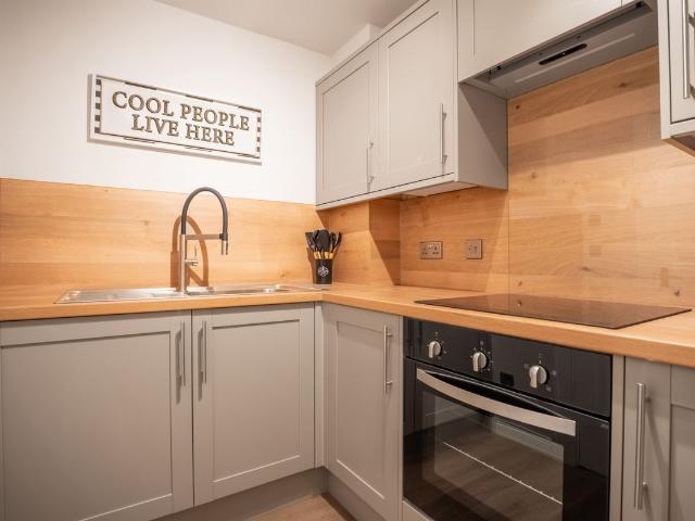 Otago Street, Glasgow G12, 2 bed flat to rent, £1,600 pcm | PrimeLocation