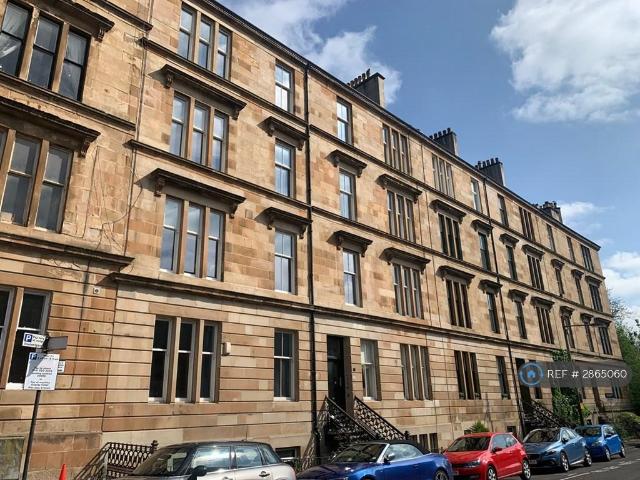 Otago Street, Glasgow, G12 4 bed flat to rent £2,600 pcm £600 pw