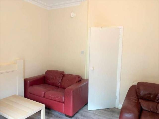 Otago Street, Hillhead, Glasgow, G12