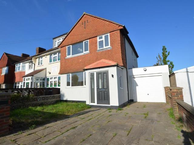 Otford Crescent, London SE4 3 bed end of terrace house to rent £2,850 pcm £658 pw