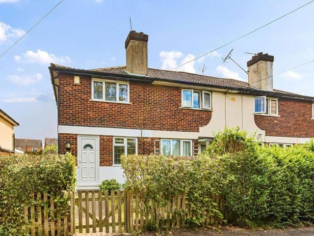 Otford Road, Sevenoaks TN14 5DP 2 bed terraced house to rent £1,695 pcm £391 pw