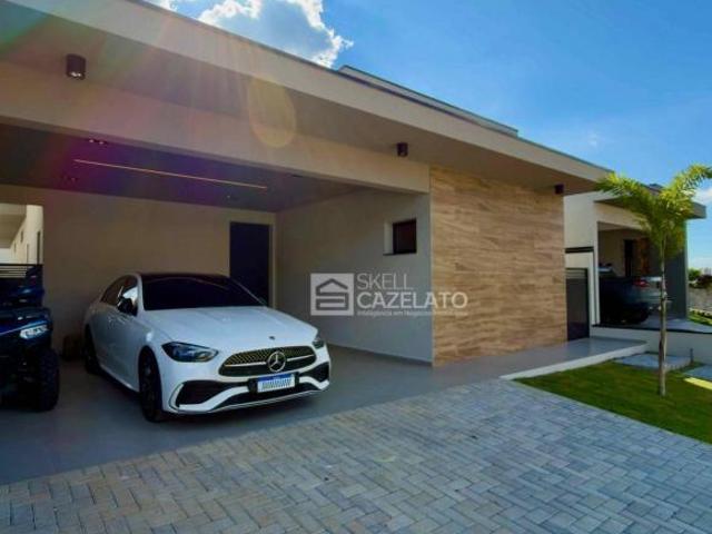 Ótima Casa Mobiliada, com 3 suítes à venda, 193 m² por R$ 2.700.000 Condomínio Ecoville Residence