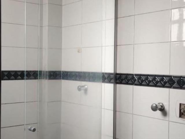 Ótima casa na Igara para venda! SEMI MOBILIADO
