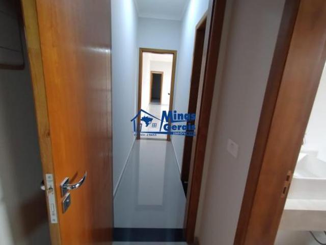 ÓTIMA CASA NO BAIRRO UNIÃO ZONA SUL DE SJC! VENDE SE!