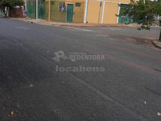 Ótima Casa à Venda