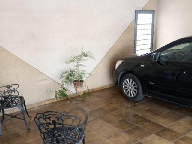 Ótima casa a venda com 2 quartos no Centro de Salto SP