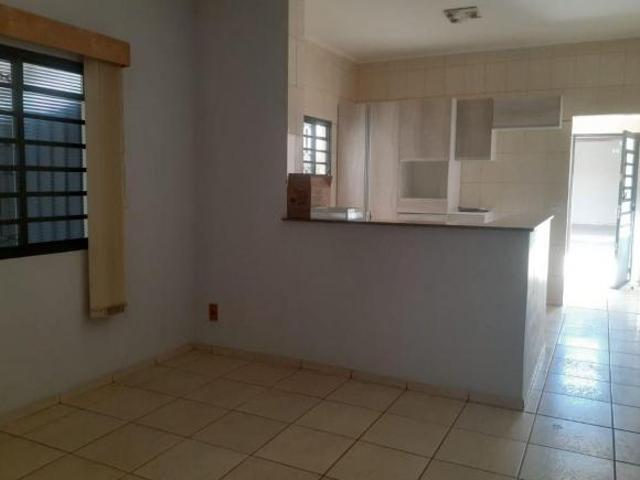 Ótima casa a venda Jardim Murayama 1