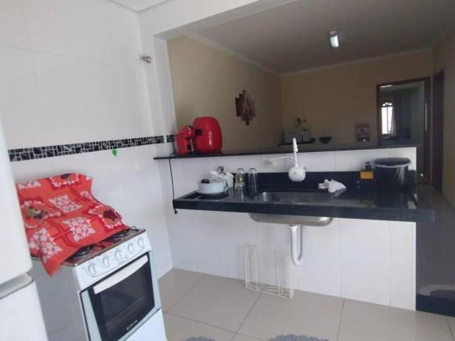 Ótima casa à venda no bairro Louveira