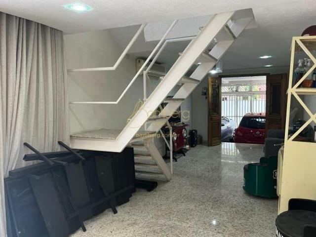 Ótima casa à Venda no Jardim Prudência Conforto, Tradição e Segurança em um Só Lugar!