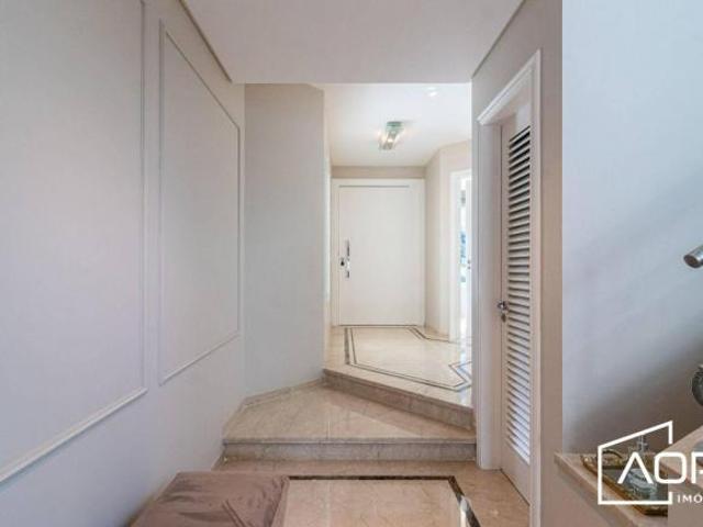 Ótima casa Alphaville 11