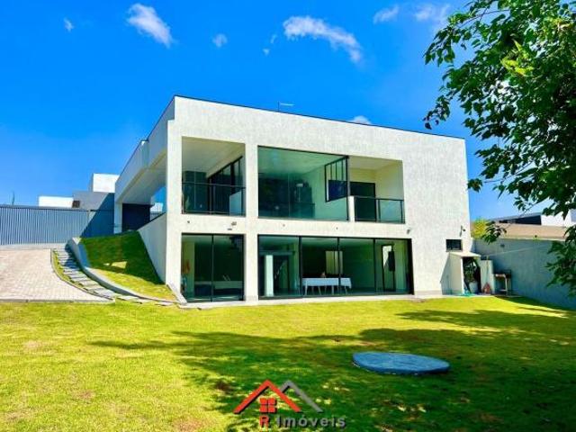 ótima casa com 03 Suites em Arniqueiras aceita analisar carros em troca