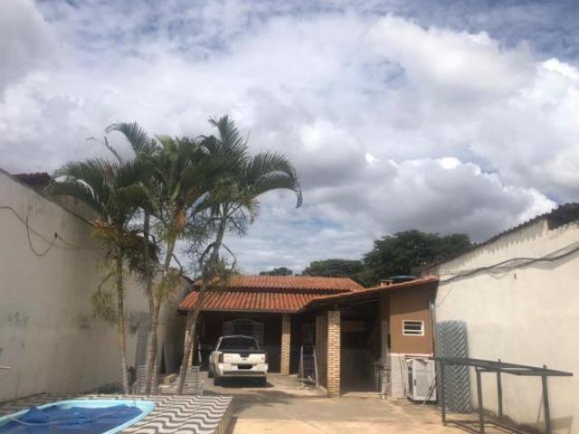 ótima casa com 2 quartos e 400m² na rua da misericórdia e aceita financiamento