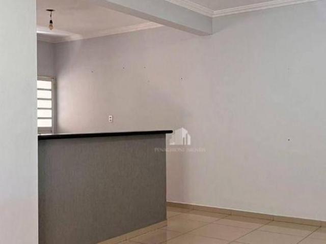 Ótima Casa com 3 Dormitórios no Souza Queiroz – R$ 850 Mil
