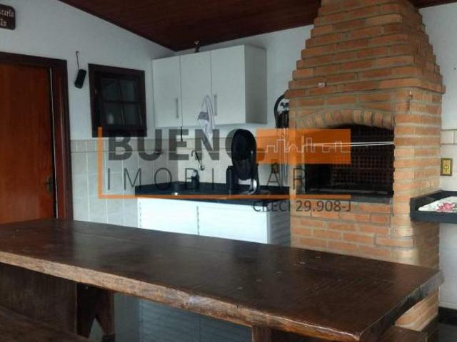 Ótima casa com 3 dormitórios, piscina aquecida e área gourmet à venda por R$ 850.000 Residencial F