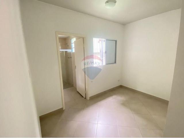 Otima casa com 3 quartos suíte, sala grande e garagem Localização privilegiada