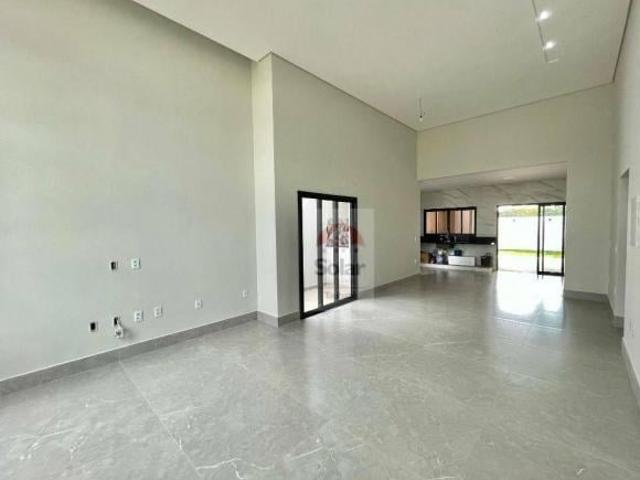 Ótima Casa com 3 suítes à venda, no Condomínio Quinta das Palmeiras Taubaté/SP