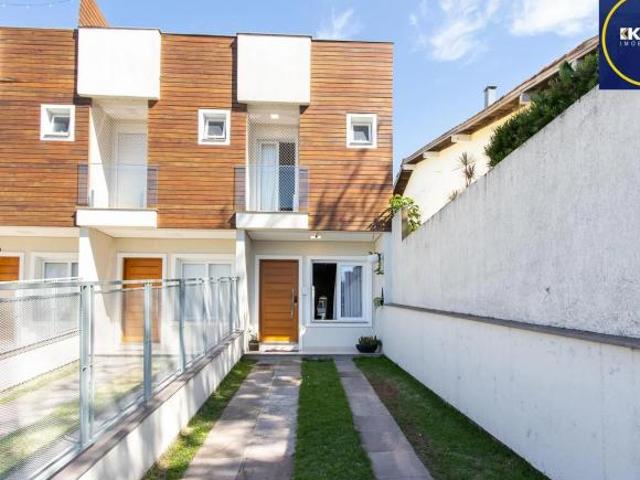 Ótima casa com 3dormitórios 1 suite no bairro Tristeza
