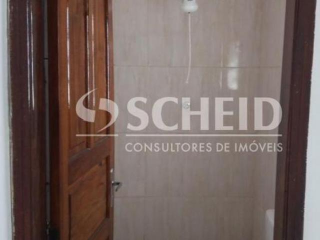 Ótima Casa Comercial Bem Localizada Espaço Amplo e Versátil