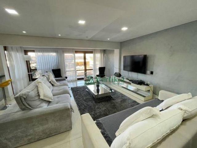 Otima casa Condominio São Paulo II Granja Viana