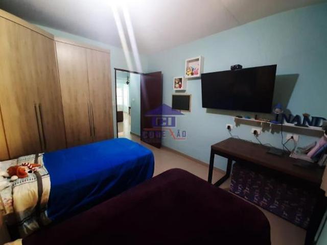 Ótima casa de 2 dorm com churrasqueira