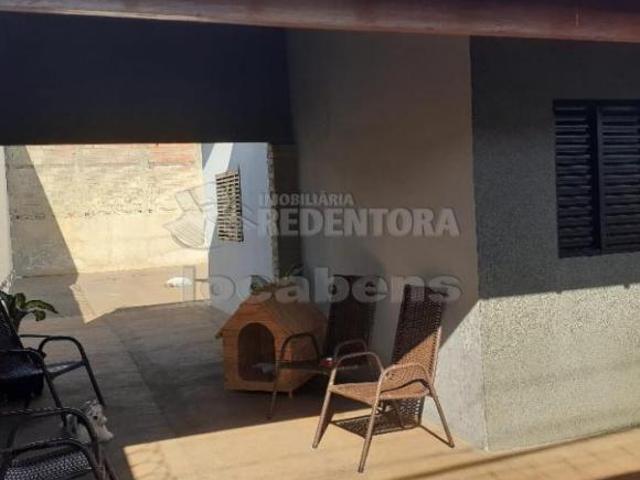 Ótima casa de 2 dormitórios no bairro Jardim Nunes