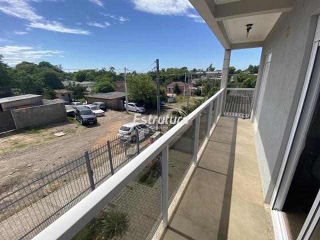 Ótima casa de 4 dormitórios com 1 suíte e 4 banheiros