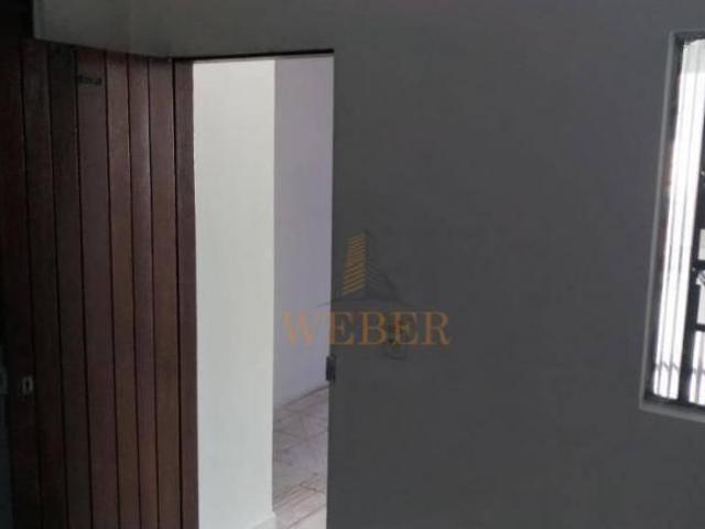 Ótima casa e ponto comercial a venda no Jardim Paulo VI