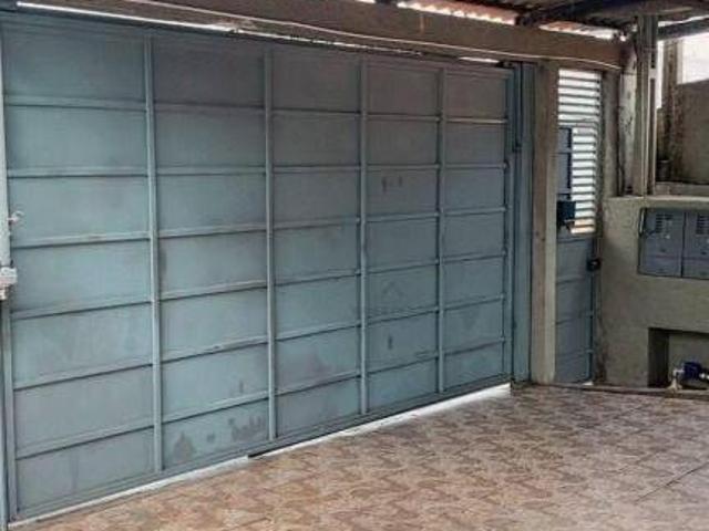 Ótima casa em boa localização