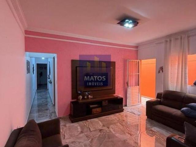 Ótima Casa em Condomínio