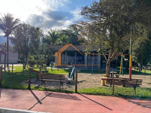 Otima casa em condominio aluga se