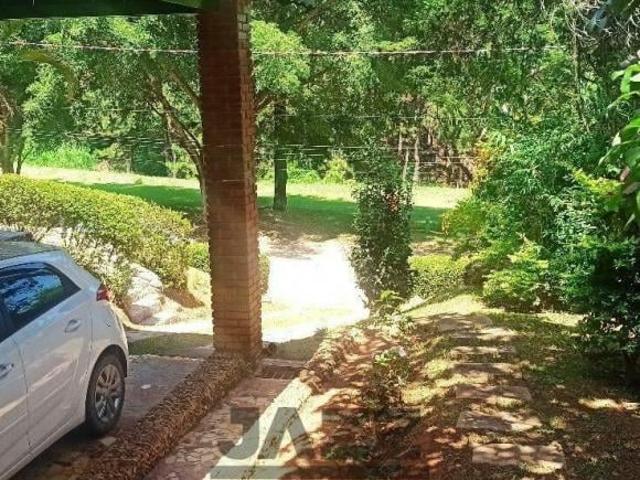 Ótima casa em Condomínio na cidade de Morungaba