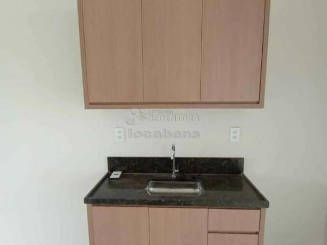 Ótima Casa em Condomínio para Locação 3 Dormitórios / Fenhouse