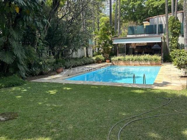 Otima Casa em Localização Privilegiada no Jardim Europa