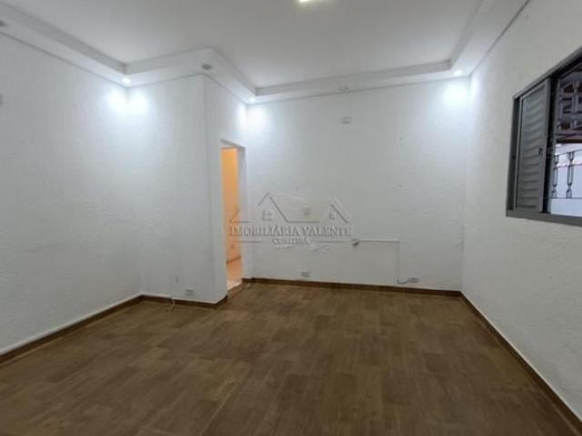 Ótima casa localizada no bairro Santa Quitéria, te