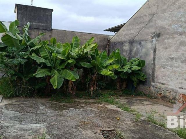 Ótima casa para investimento na Rua Pirapora