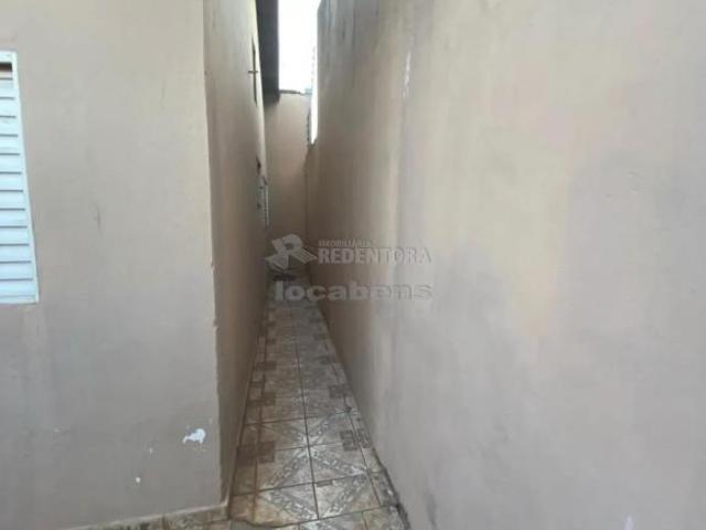 Ótima Casa para Locação/Venda 2 Dormitórios / Solo Sagrado